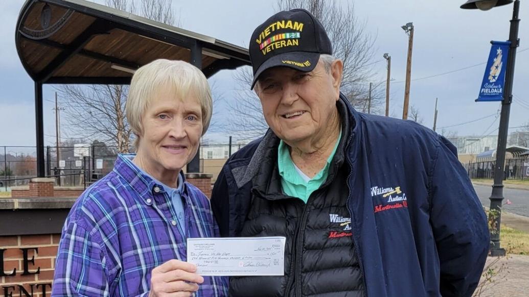 Williams Auction Company makes donations