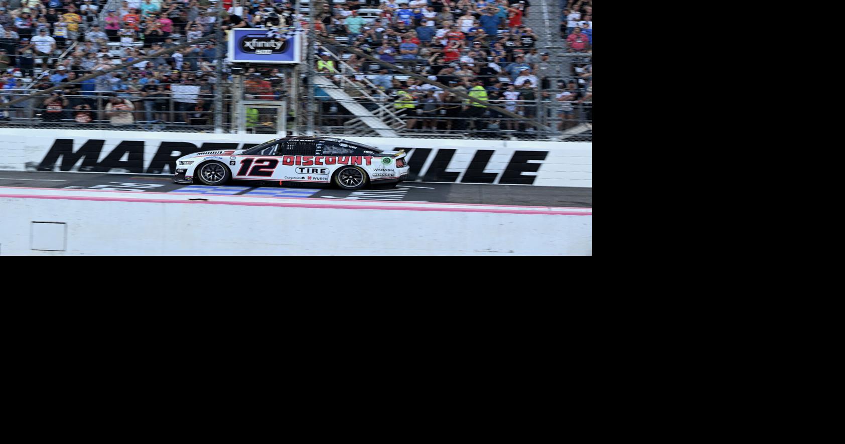 NASCAR Cup Series at Martinsville Speedway: Ryan Blaney wins