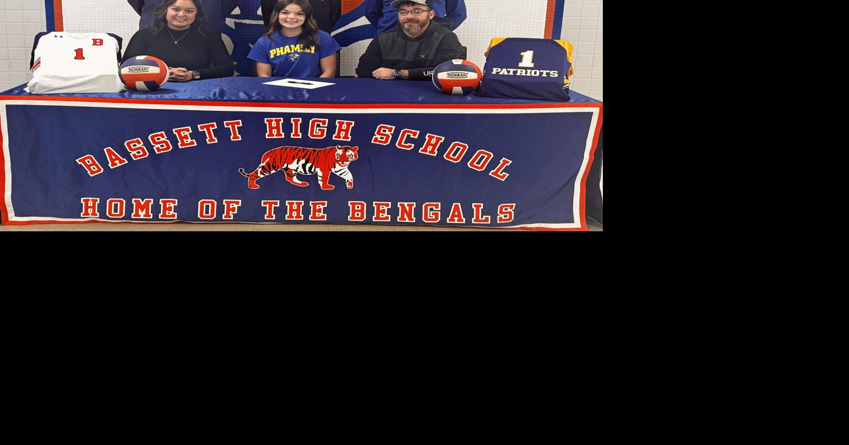 Bassett's Autumn Ratcliff commits to P&HCC volleyball