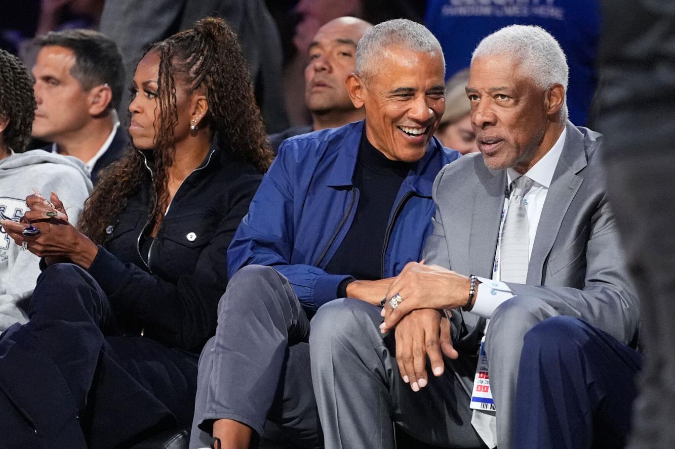 Obama clarifies alien comment, saying no evidence of contact