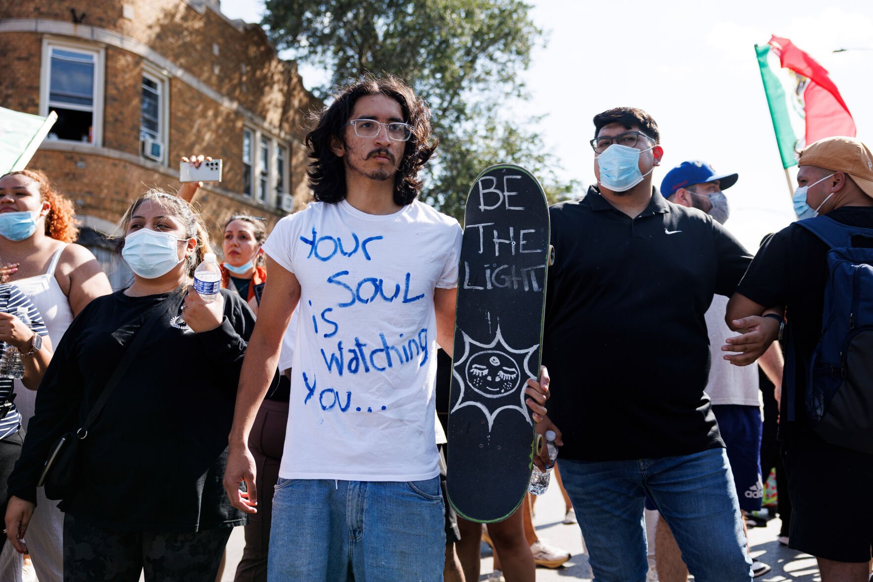 Family visit to base ended with ICE deporting a Marine's dad