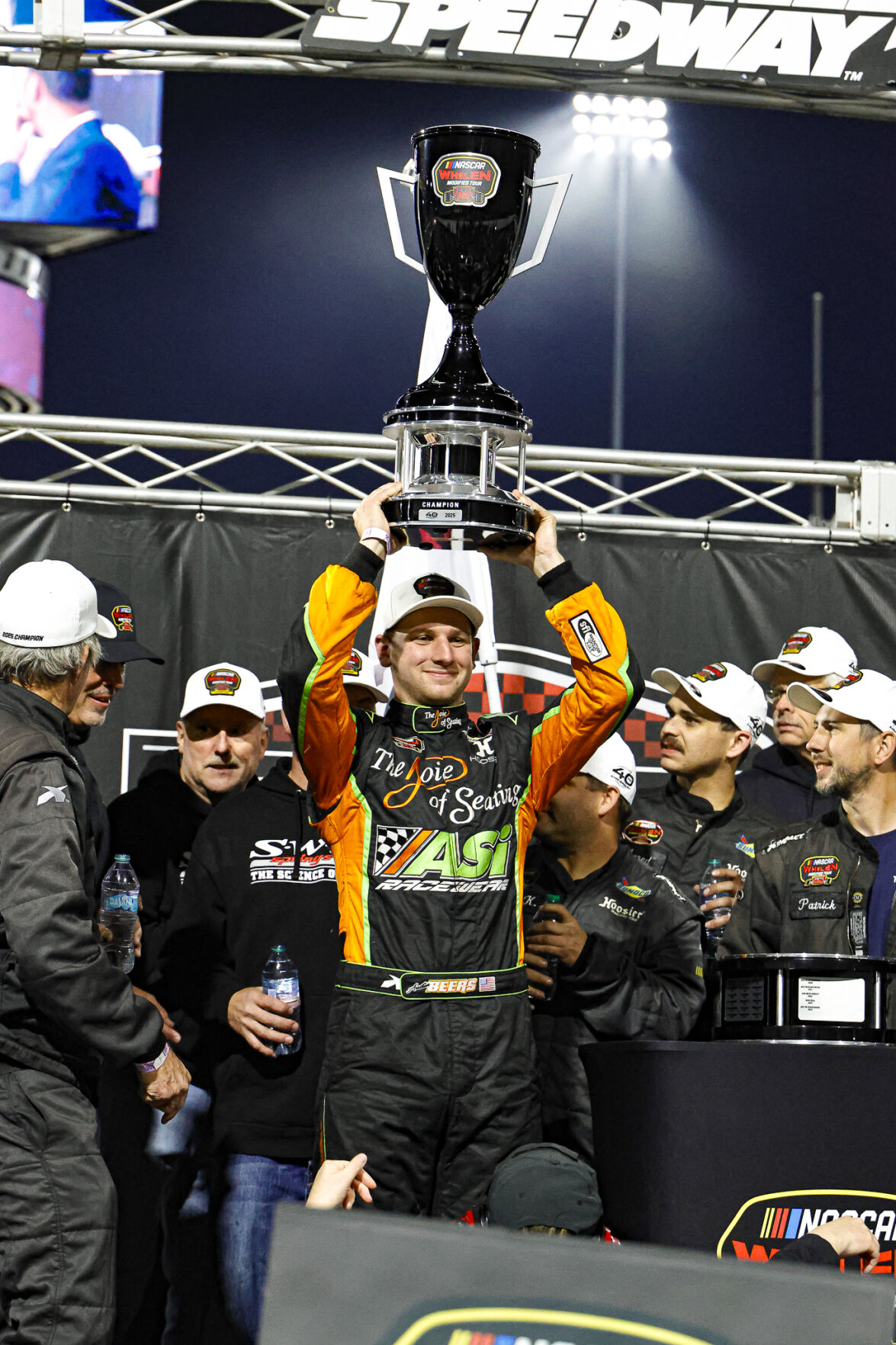 Bonsignore wins race, Beers wins Modifieds title at Martinsville Speedway
