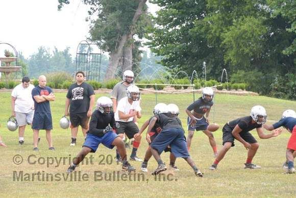 PREP FOOTBALL: Magna Vista gets early start to practice
