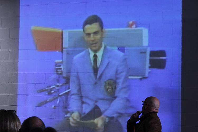 'Local 6 legends' say goodbye to WPSD building | News | mayfield ...