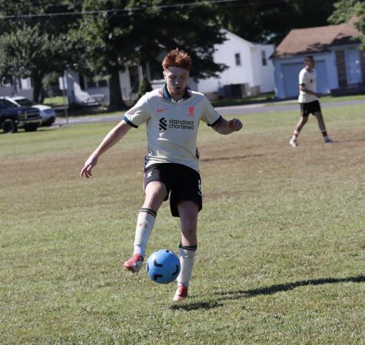 Former Eagles, current Cardinals battle in Sunday men's league soccer ...