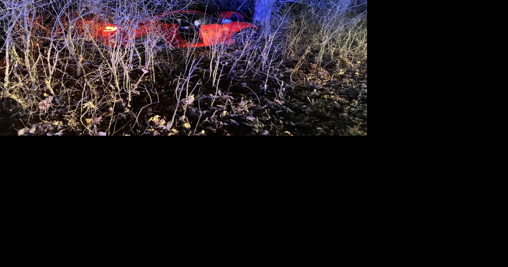 Sheriff's office: Two injured in single-car crash into tree | News ...