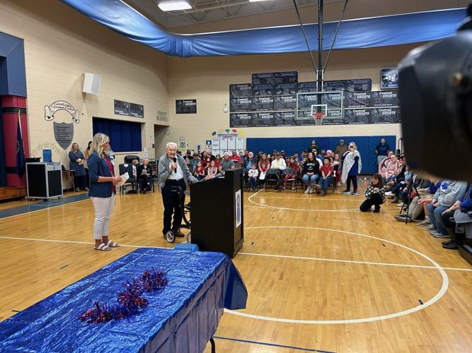 WWII veteran speaks at Graves County Elementary School | | mayfield ...