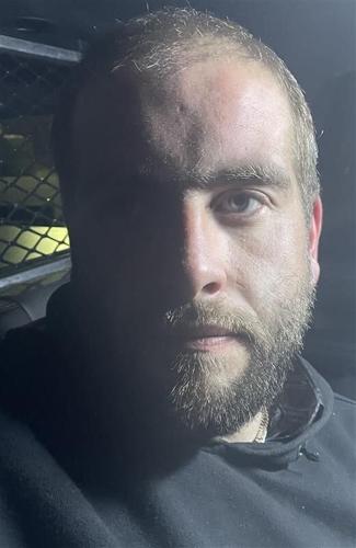 GCSO and Mayfield PD arrest man wanted from out-of-state | News | mayfield-messenger.com