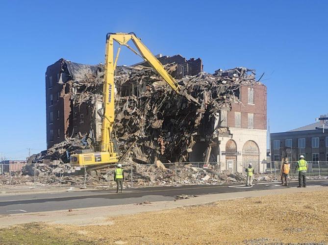 Hall Hotel demolition underway | News | mayfield-messenger.com