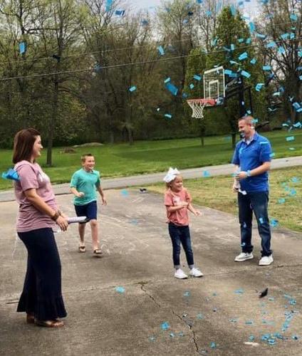 Frick family celebrates gender reveal | Sports | mayfield-messenger.com