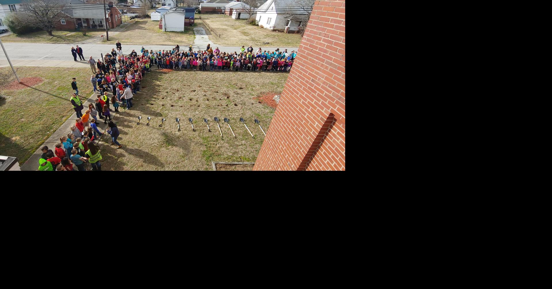 Old Fort Elementary School images