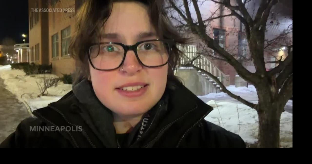 Man sprays unknown substance on Rep. Ilhan Omar and is tackled at ...