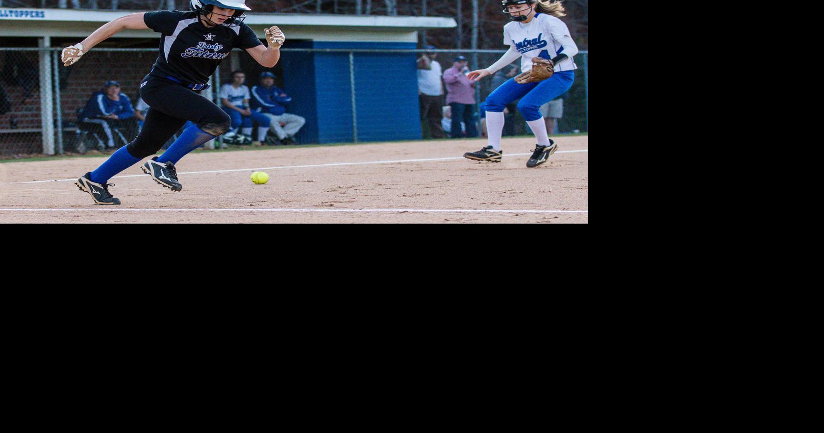 Lady Titan softball