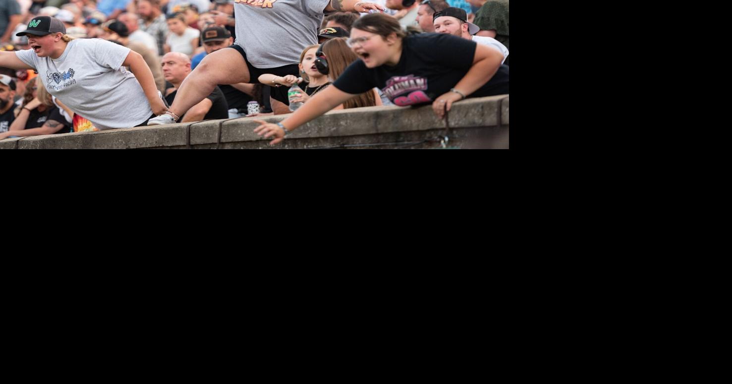 Bowman Gray Stadium racing season has two weeks left