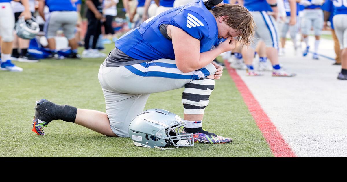 Late rally lifts Avery to 23-22 win over McDowell Friday night