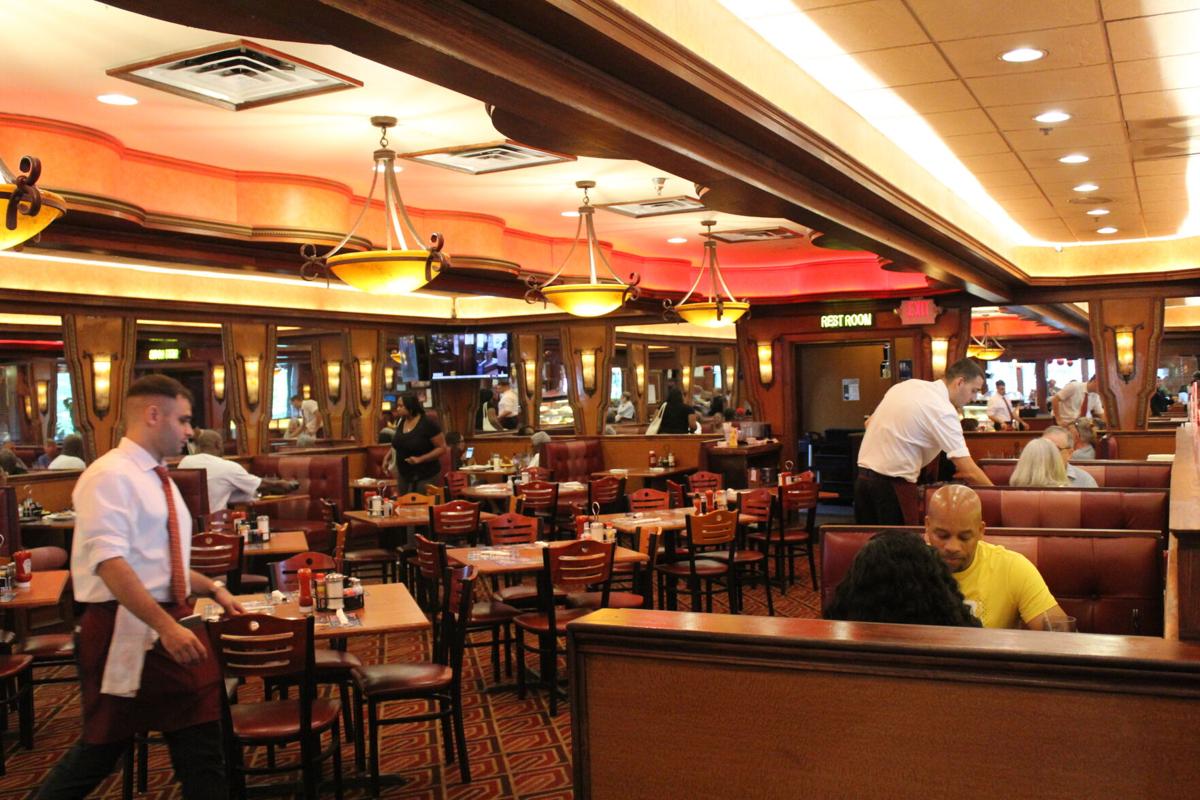 The diner that never sleeps turns 30 | Dining | mdjonline.com