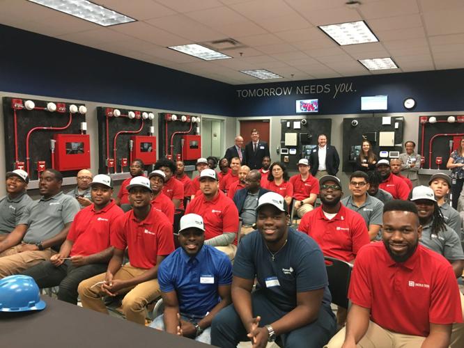 Lincoln Tech holds ribbon-cutting | Cobb Business Journal | mdjonline.com