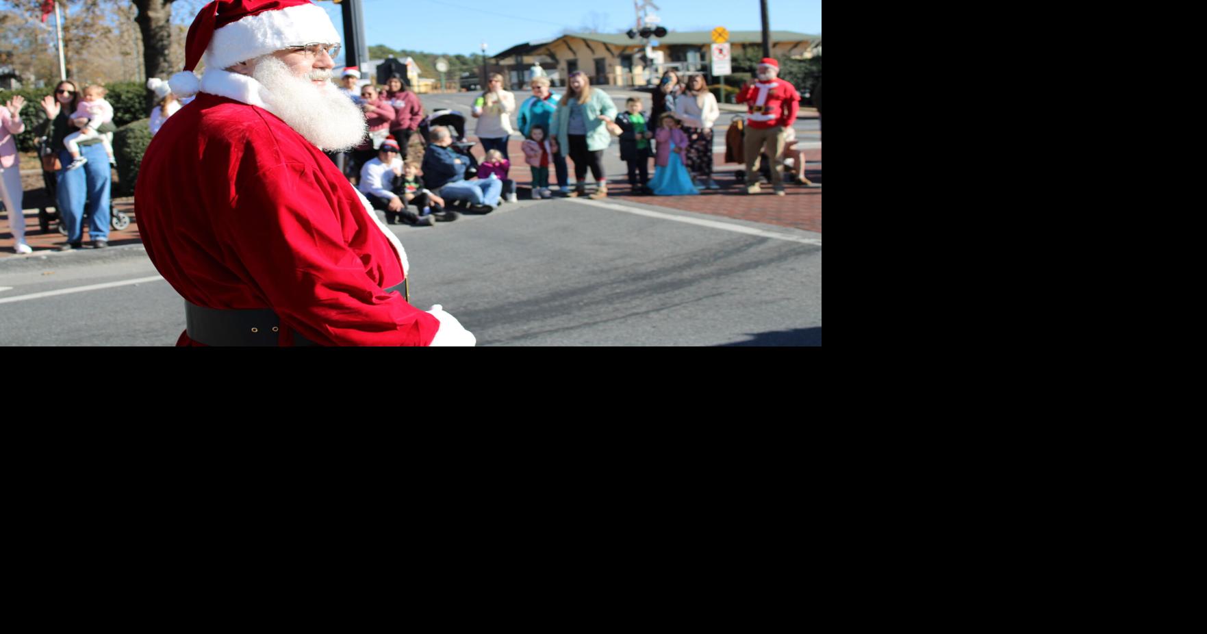 PHOTOS: Kennesaw Celebrates a Day with Santa | News | mdjonline.com