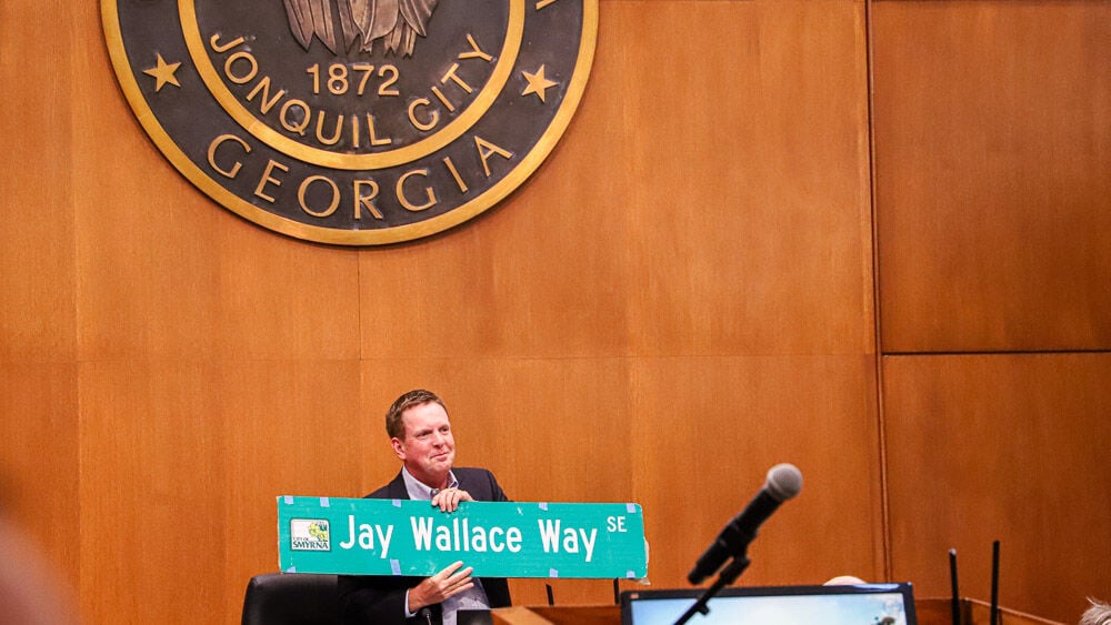AROUND TOWN: Jackson draws crowd in Kennesaw as Jones faces empty ...