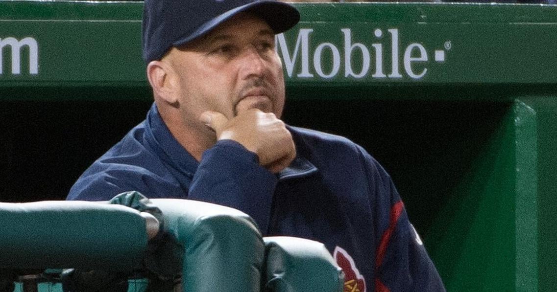 Braves Bring Back Ex-Manager Fredi Gonzalez as Third Base Coach ...