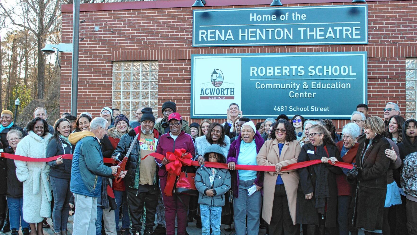 Curtain rises on Acworth’s first community theater | Local News ...