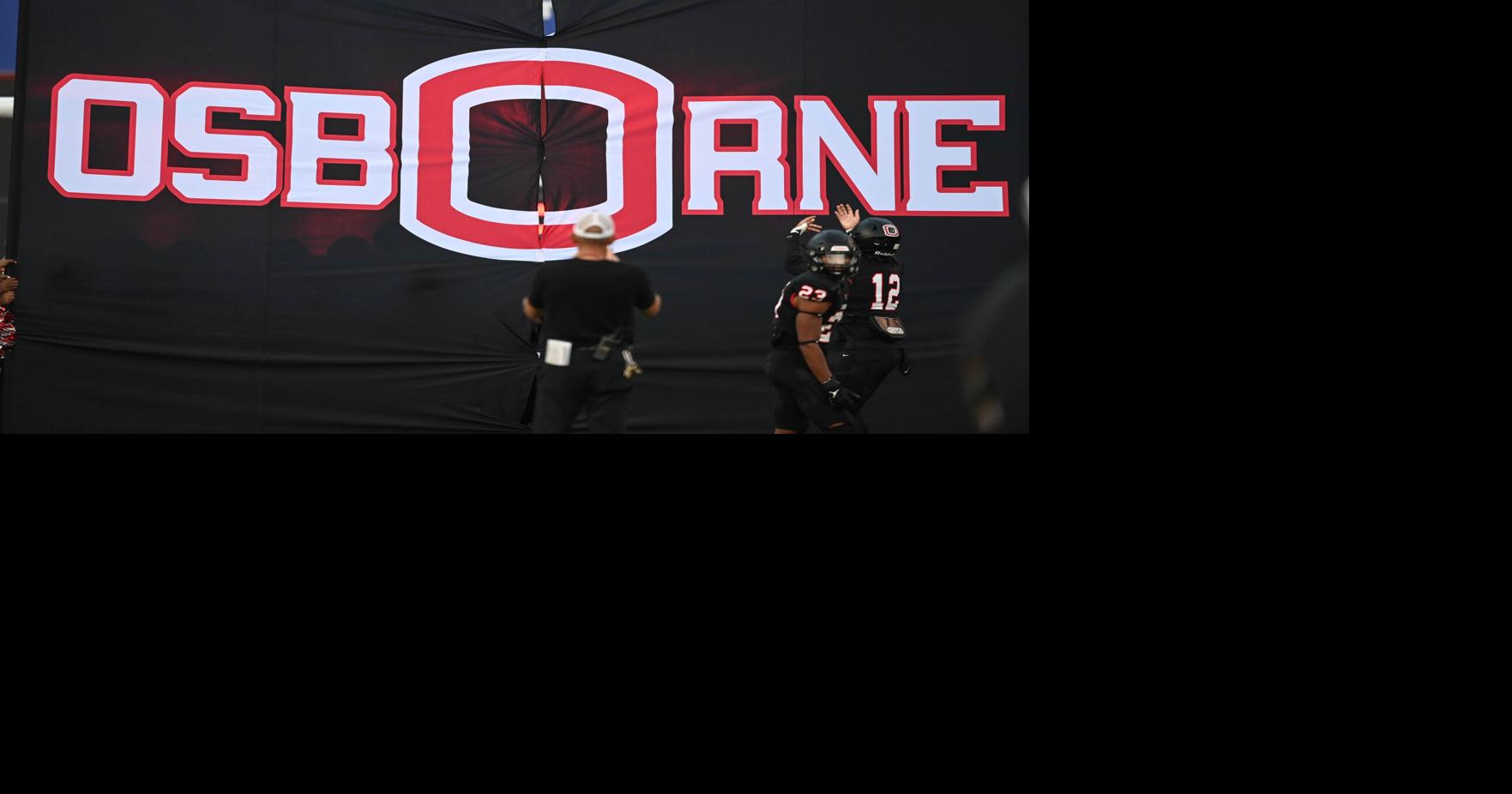 PHOTOS: Clarkston at Osborne football | Cobb Football Friday ...