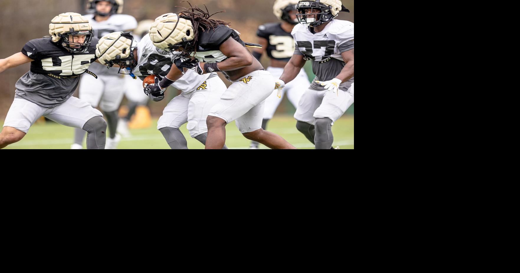 KSU learning new systems, getting back to basics during spring practice ...