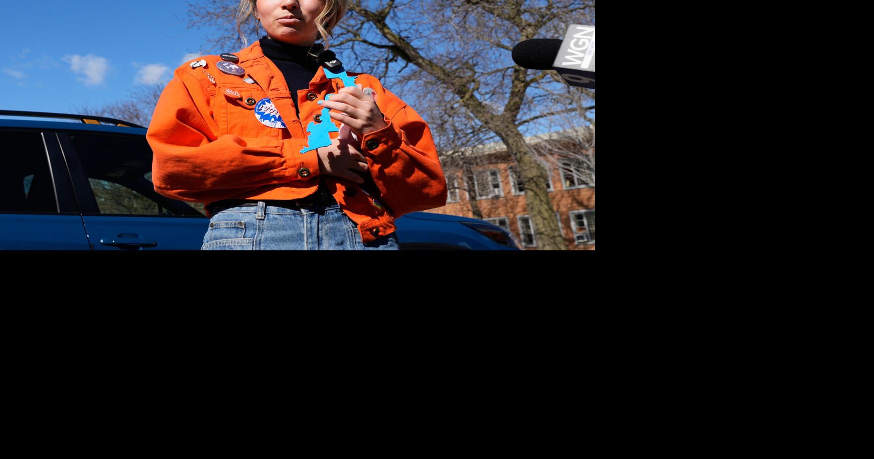 Charges dropped against activists in Chicago immigration crackdown amid ...