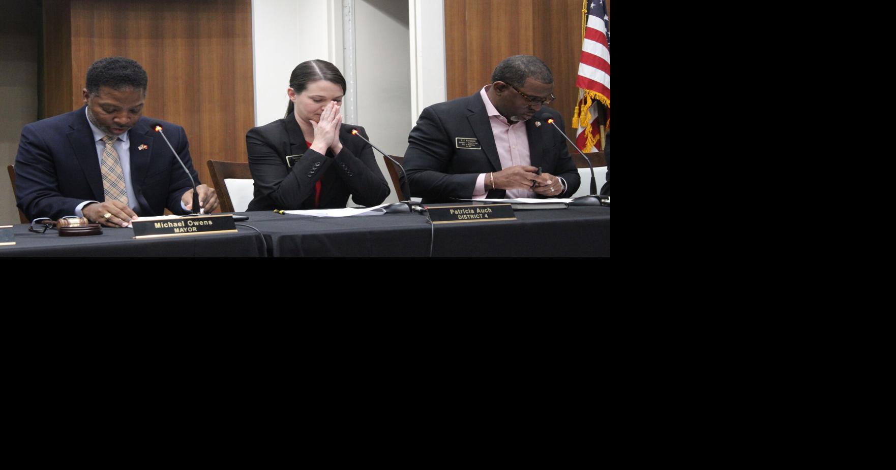 With Clock Ticking, Mableton and Cobb Scramble to Ink Service Deal ...