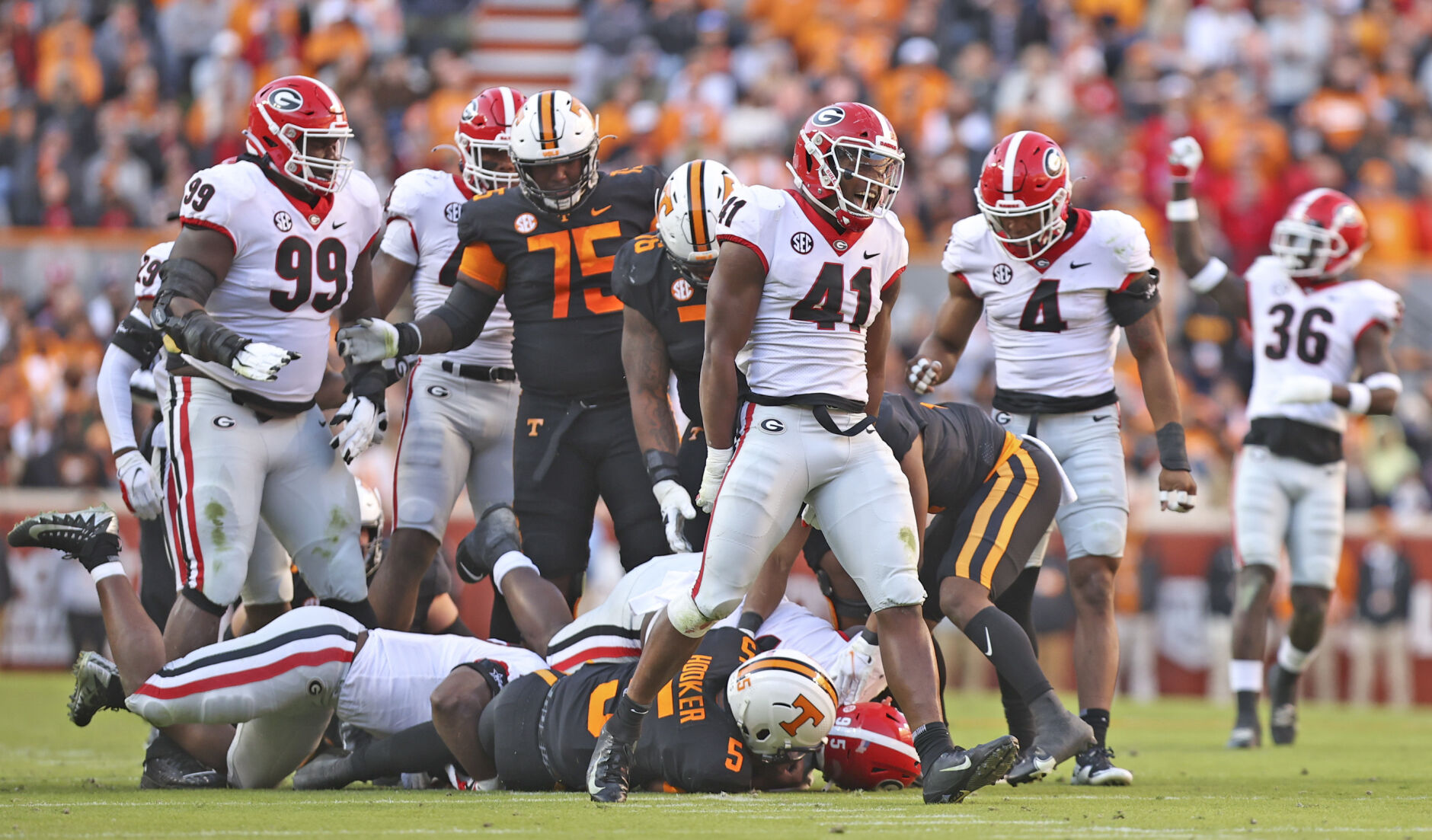 Georgia’s ‘wolf pack’ and ‘trench mob' defense driving to senior day ...