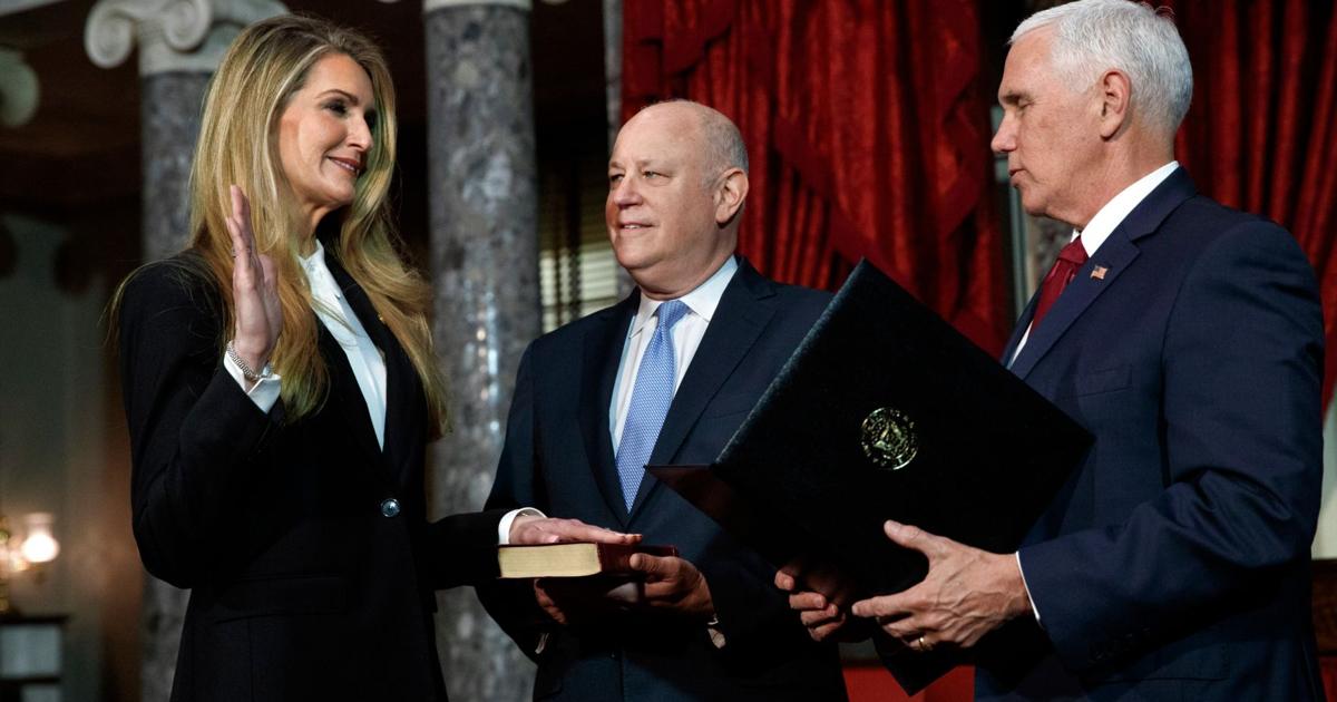 Loeffler Sworn In As Georgias New U S Senator News
