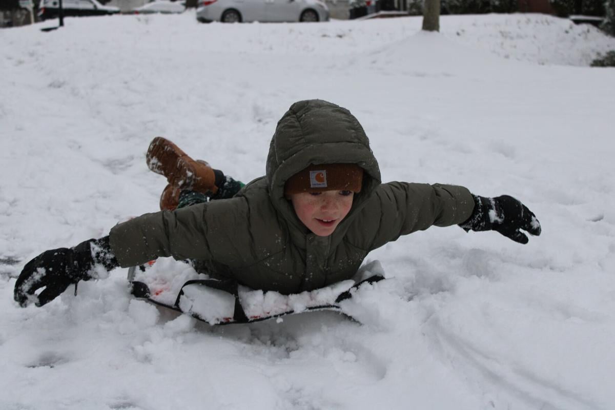 Marietta Families Enjoy Snow Day | Local News | mdjonline.com