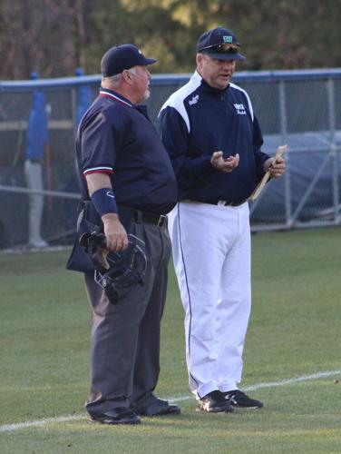 400 wins into coaching career, Harrison's Mark Elkins still going ...