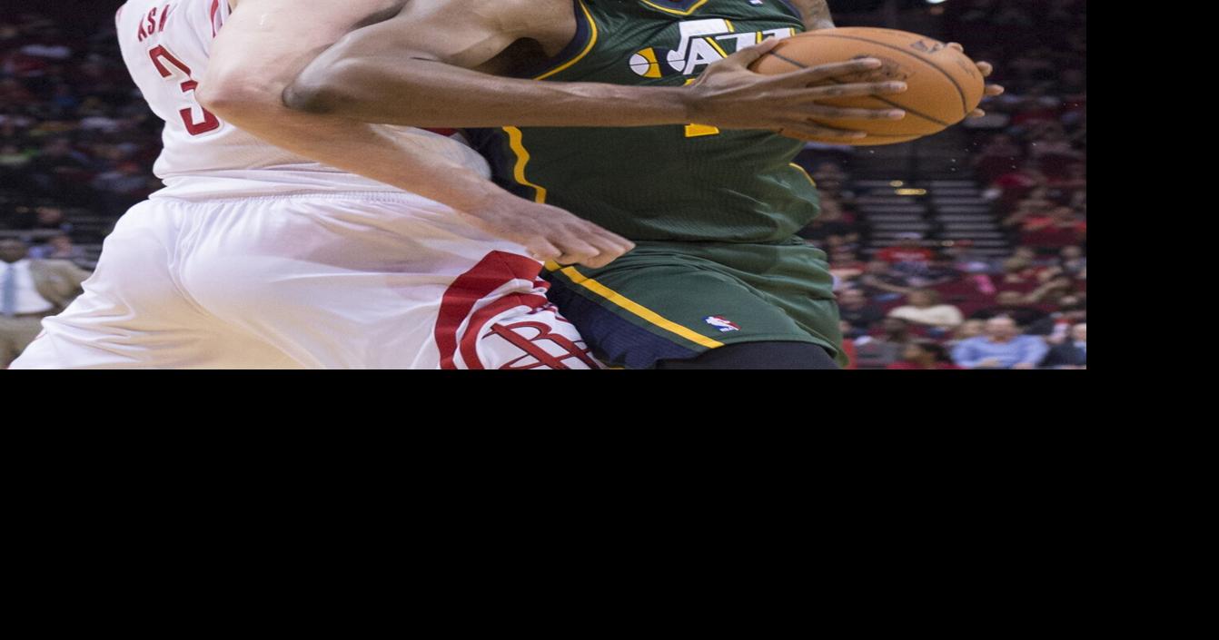 Former Georgia Tech star, Atlanta native Derrick Favors signs 10-day ...