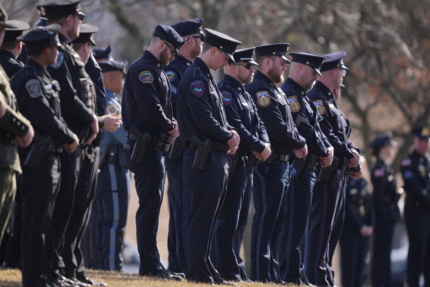 New report shows a 25% drop in deaths of on-duty law enforcement ...