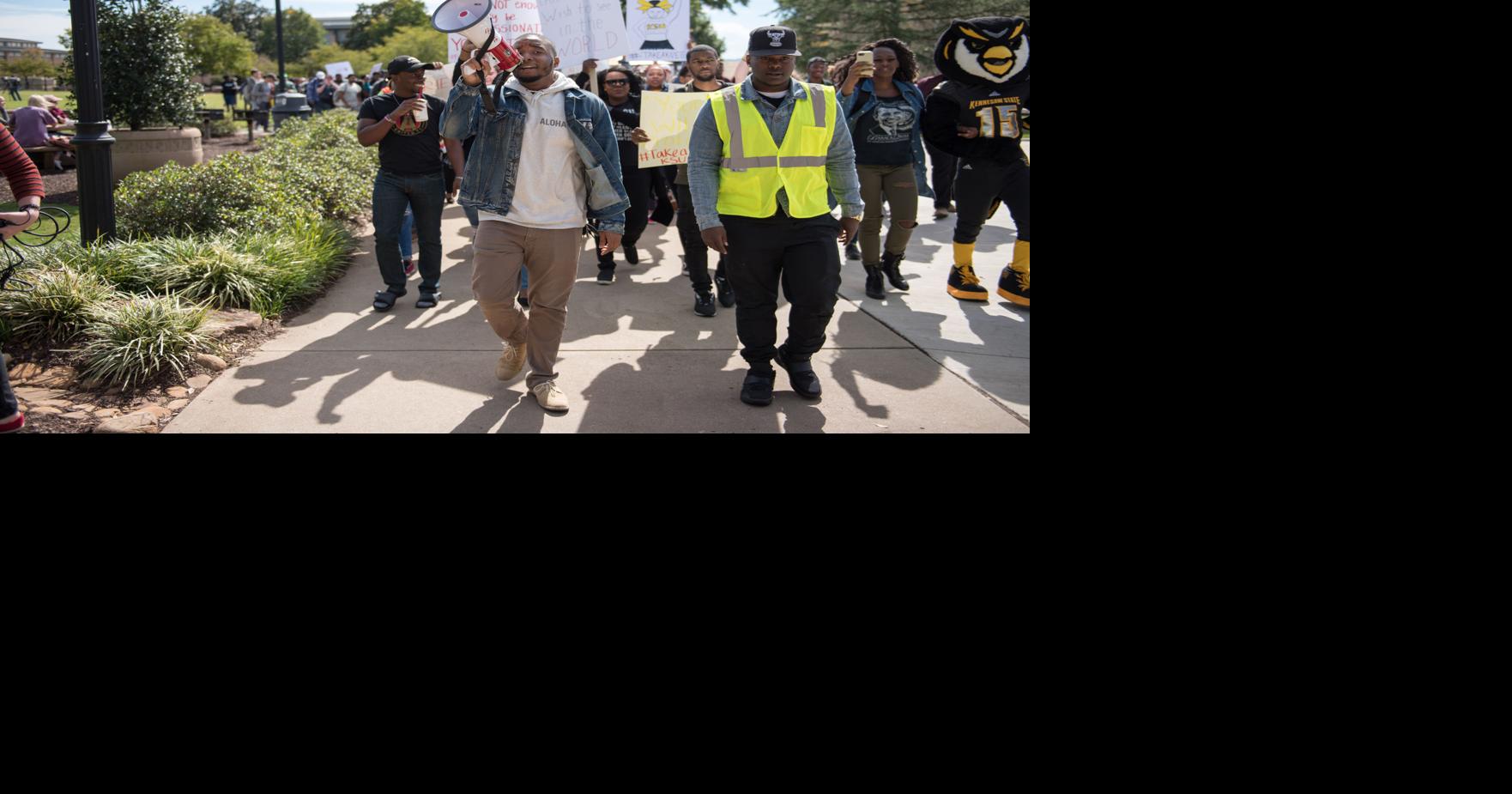 Kennesaw State University students march in support of kneeling ...