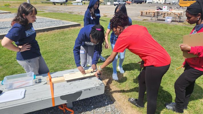 Marietta Middle Schoolers soar to new heights at Aviation Museum ...