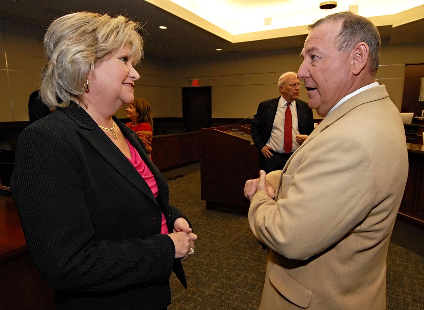 Notorious Cobb murderer dies in prison, lawyer confirms | News ...