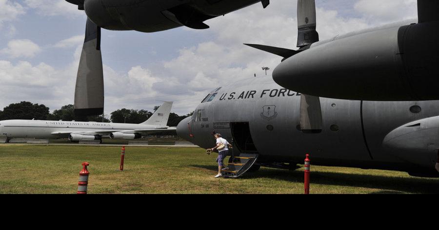 Pilot, plane reunited for first time since 1960s-era rescue operation ...