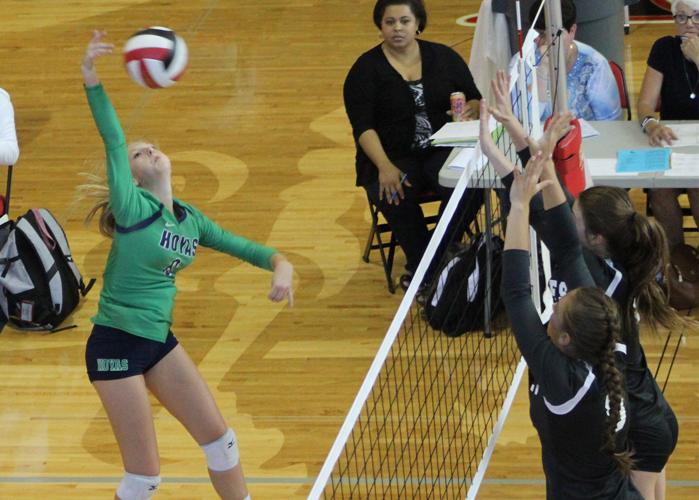 Harrison volleyball teams sweeps to third straight county title ...