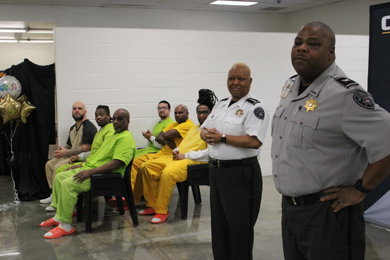 'Moving forward': Cobb Jail Inmates Graduate with GEDs | Police Fire ...