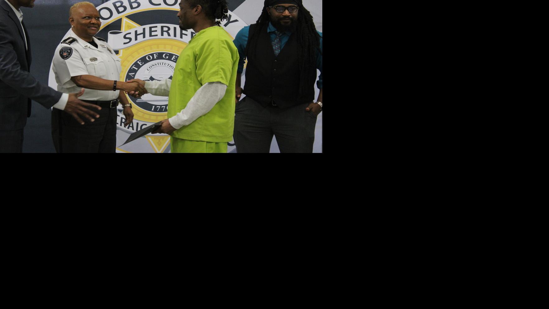 'Moving forward': Cobb Jail Inmates Graduate with GEDs | Police Fire ...