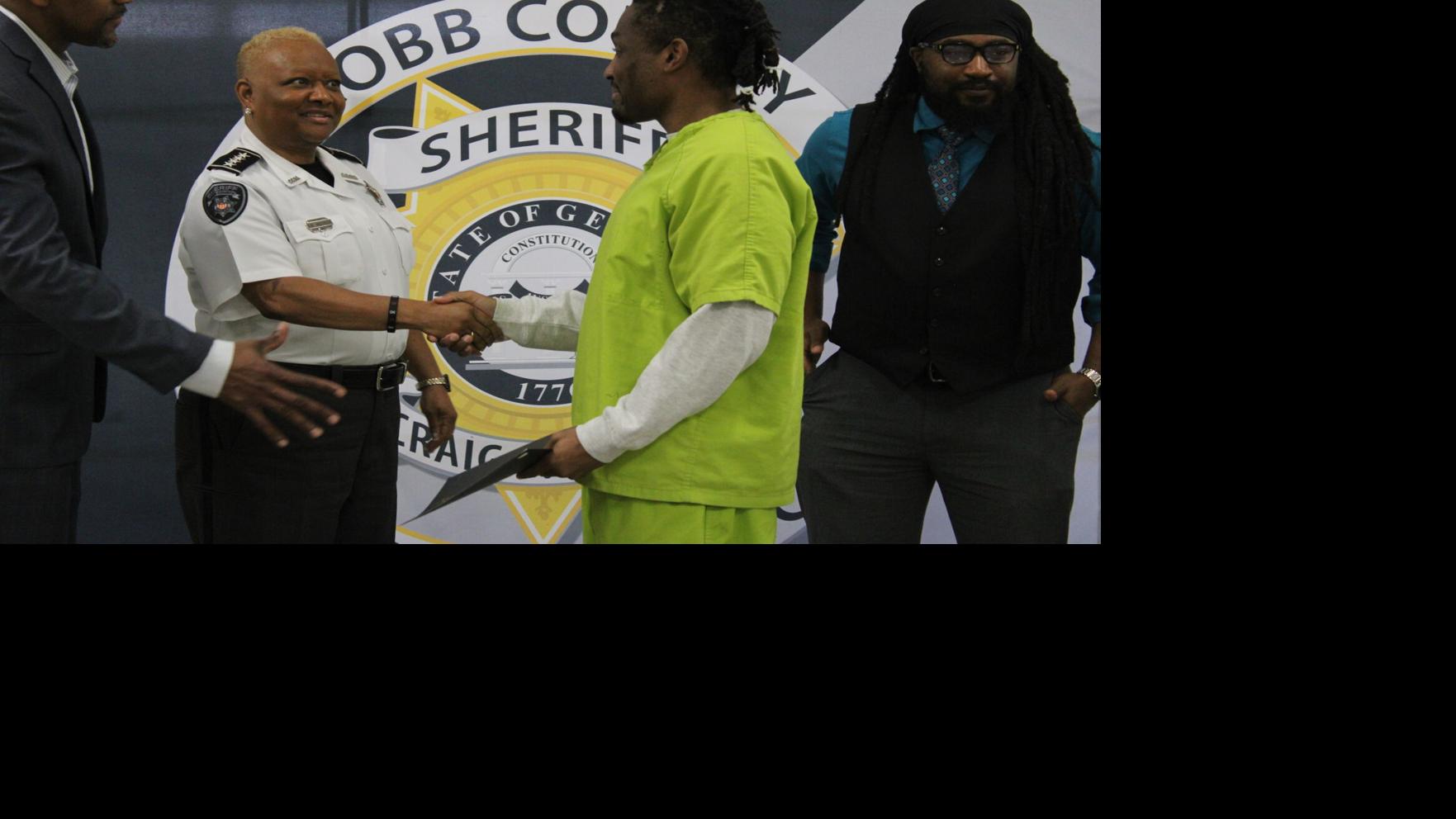 'Moving forward': Cobb Jail Inmates Graduate with GEDs | Police Fire ...