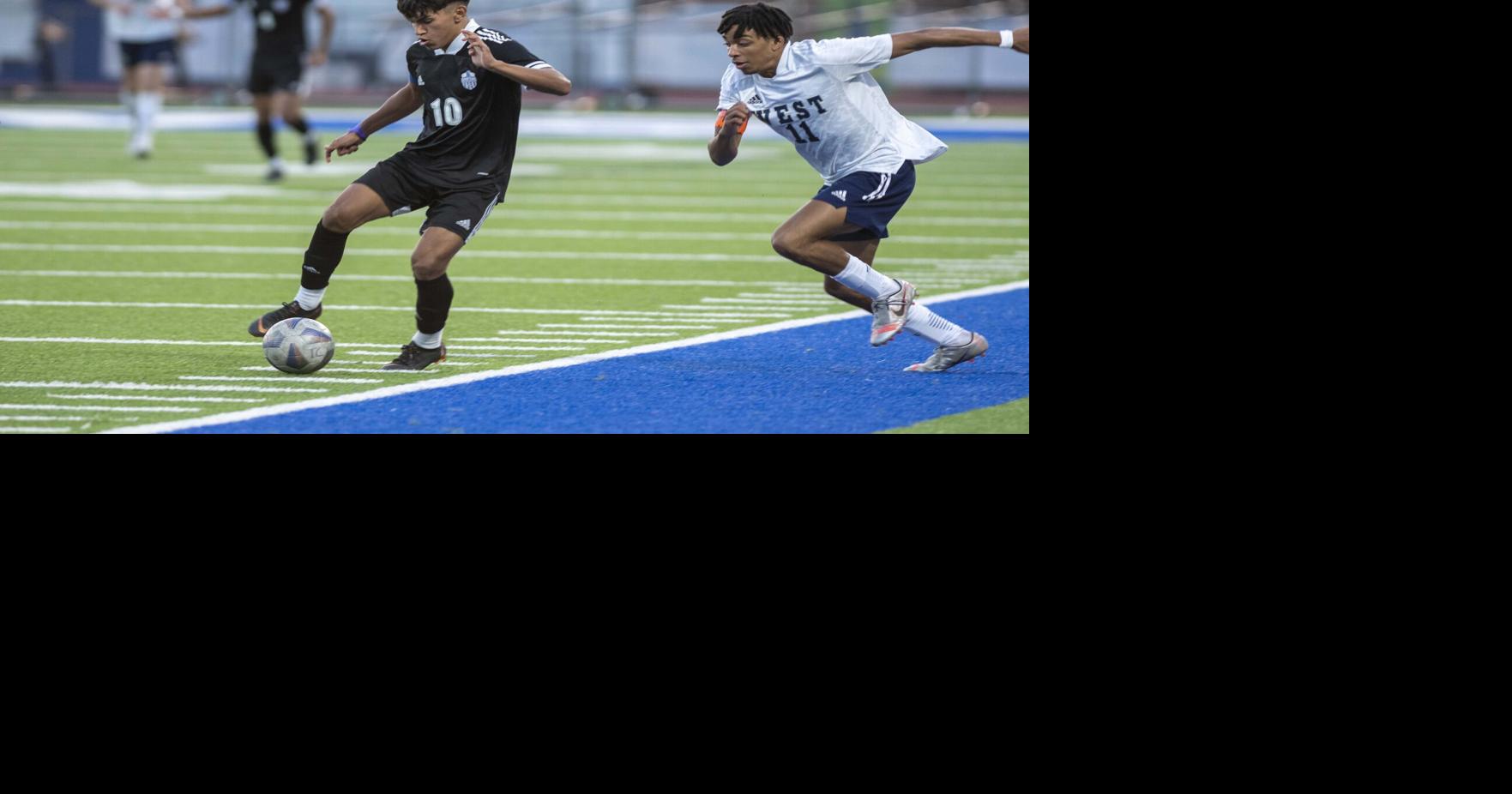 Campbell back in quarters after rout of West Forsyth | Sports ...