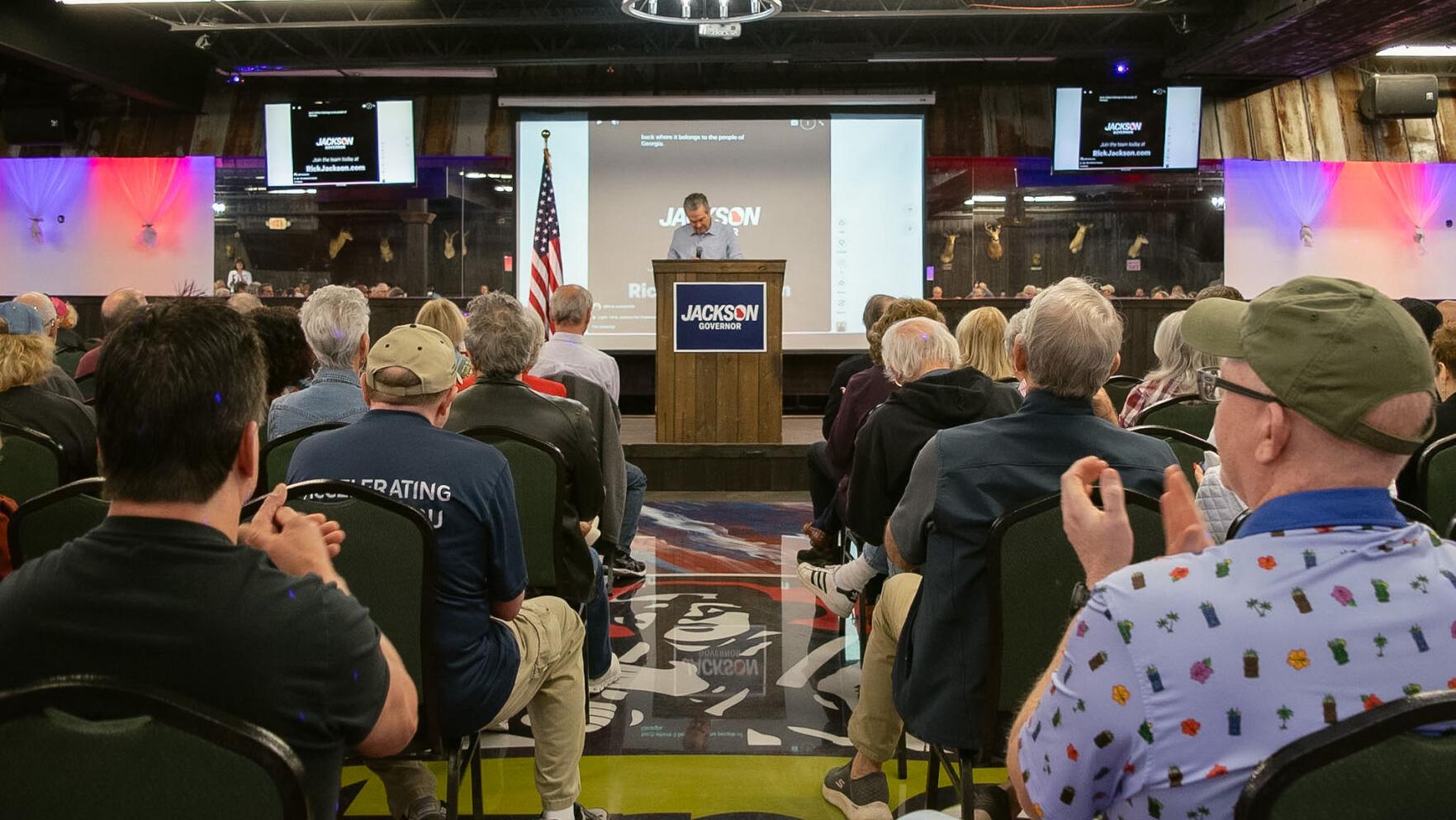 Republican gubernatorial candidate Rick Jackson draws crowd at Smyrna ...