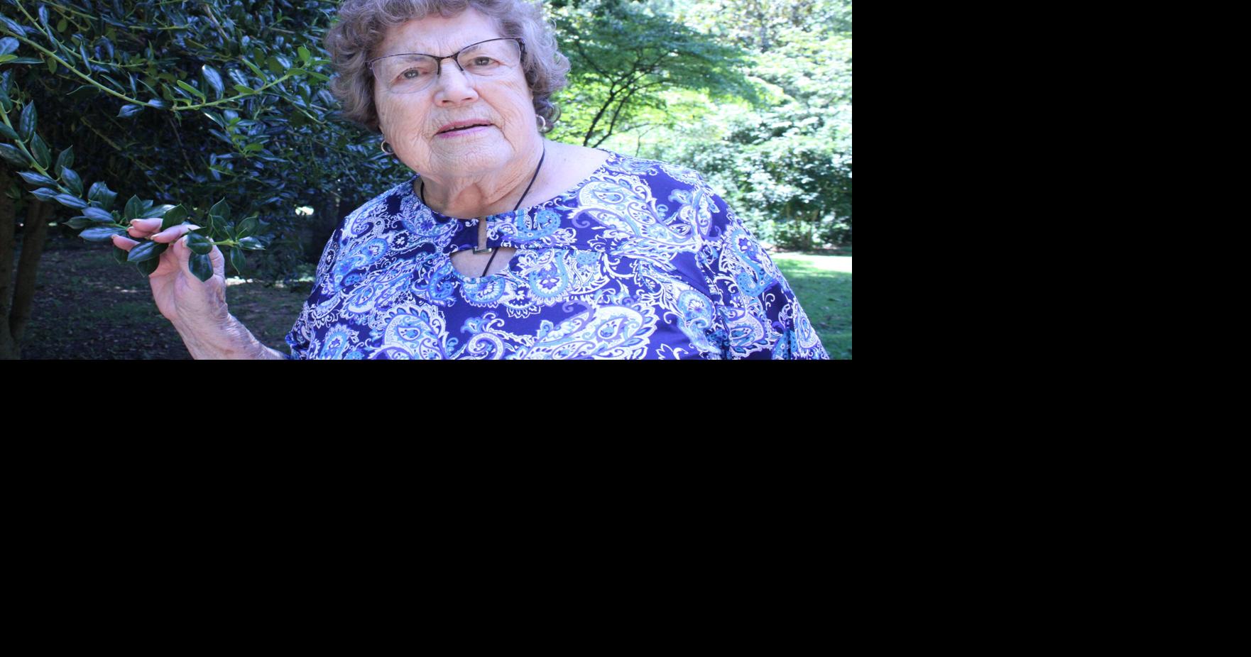 Beloved Cobb County barber celebrates 90th birthday | Local News ...