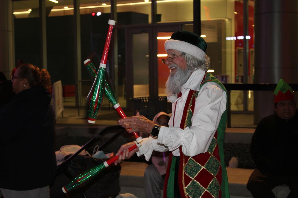 The Braves, Santa light Battery Christmas tree | News | mdjonline.com