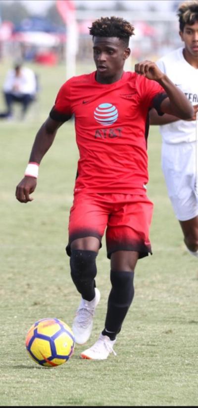 Wade signs professional soccer contract in England | Sports | mdjonline.com