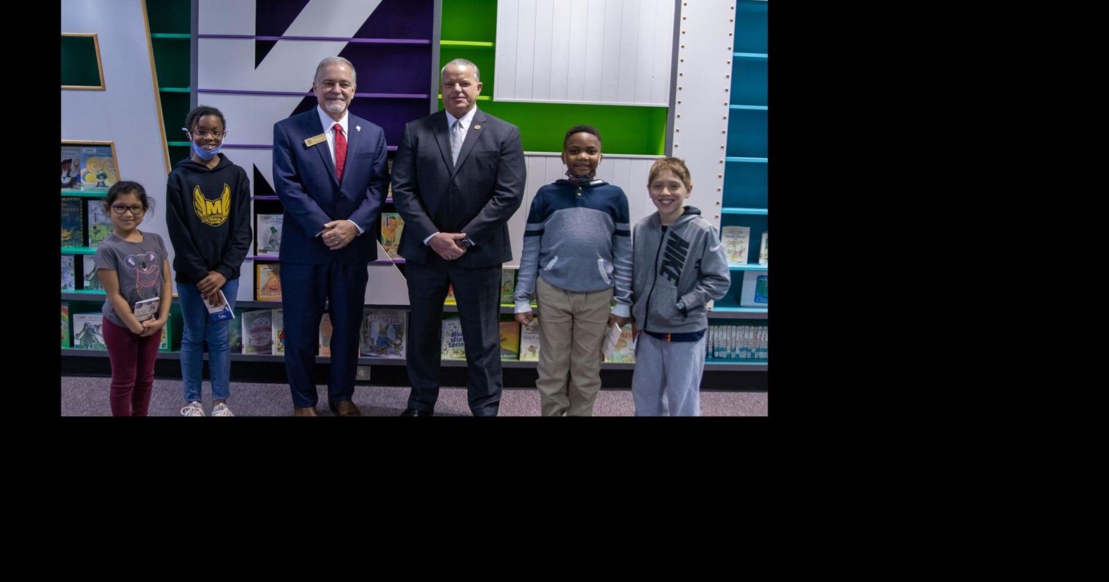 State Superintendent Richard Woods visits Baker Elementary School ...