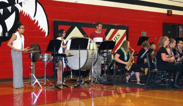 Isle High School graduation 2017 | Education | messagemedia.co